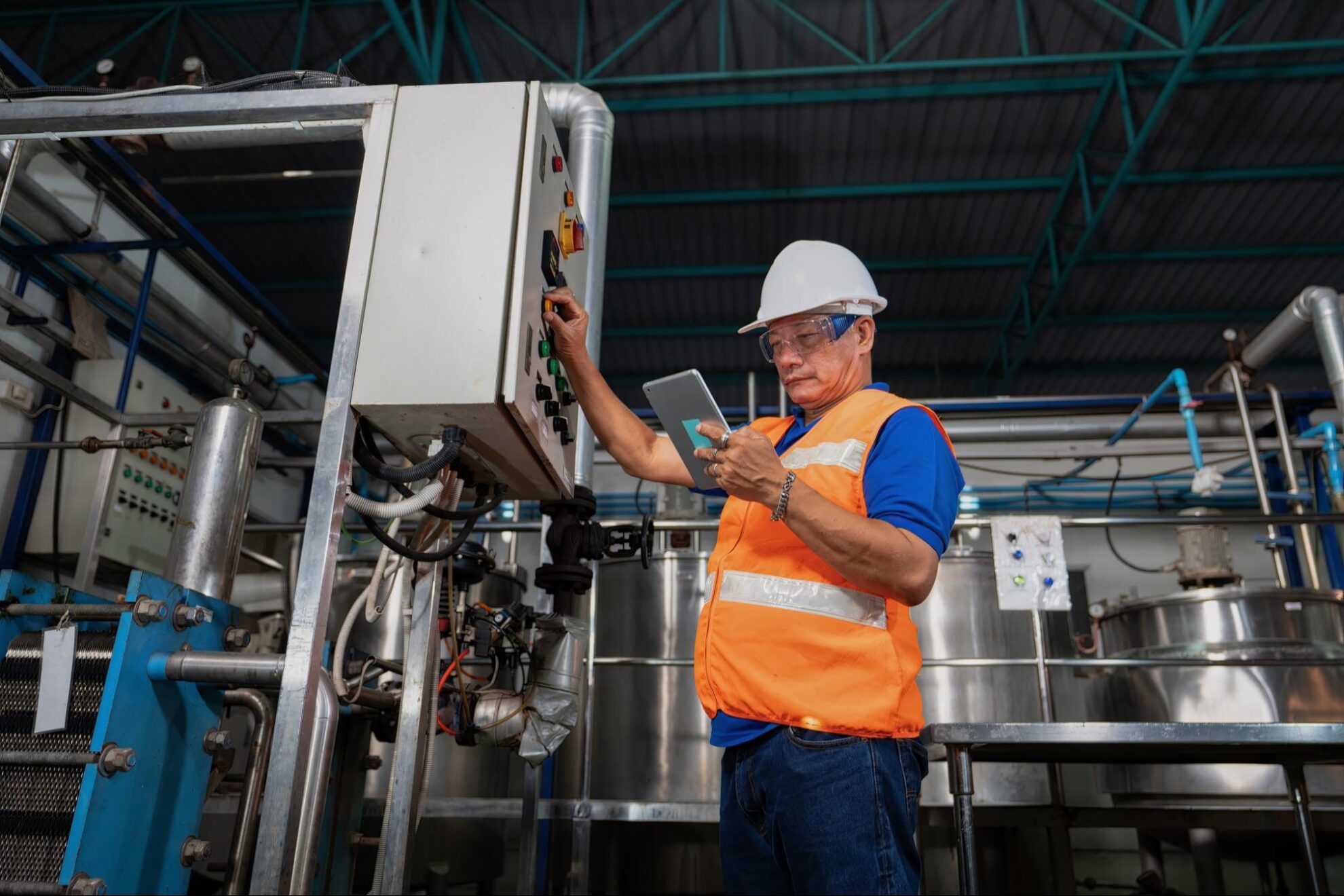 5 Essential Electrical Shutdown Checklist for Manufacturers - SEE Forge creators of FAT FINGER
