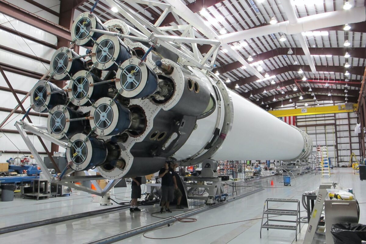 Build Custom Quality Control Workflows in Aerospace Manufacturing with ...