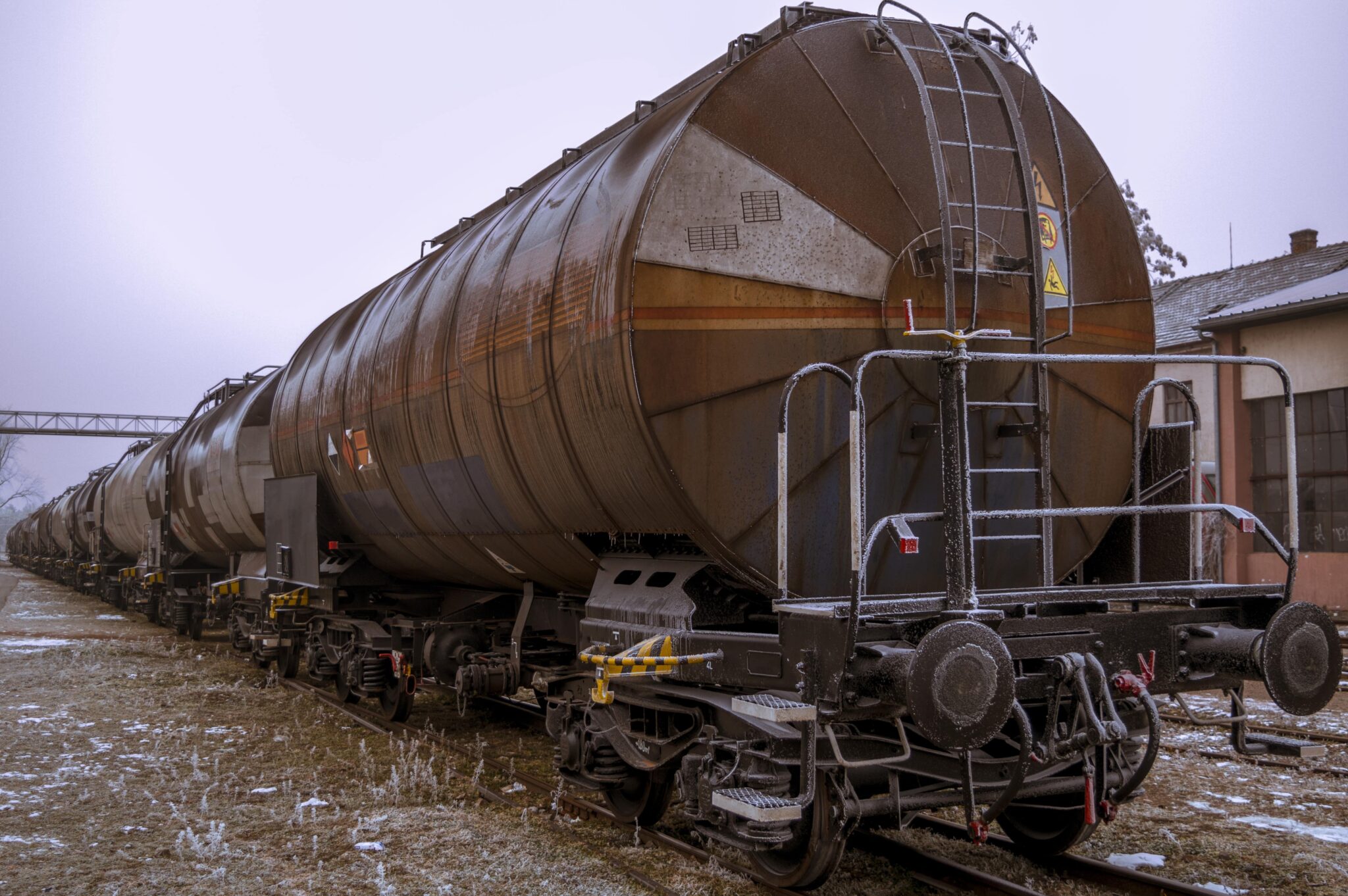 Safety Precautions for Fuel Truck and Rail Car Grounding - SEE Forge ...